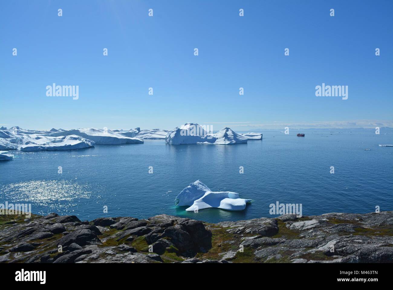 Greenland in July - beautiful landscape with big icebergs in the disco ...