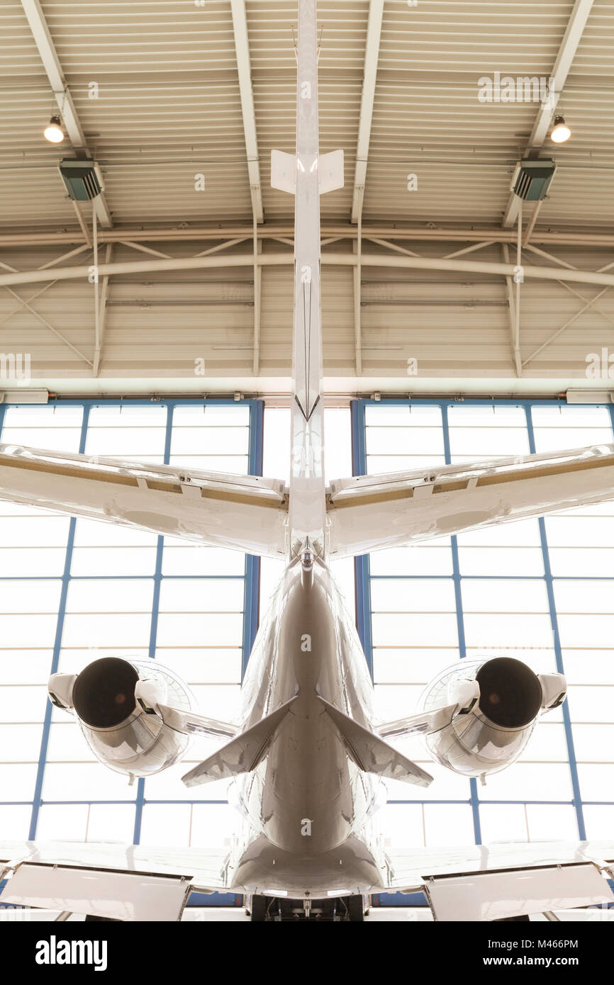 Private jet tail hi-res stock photography and images - Alamy
