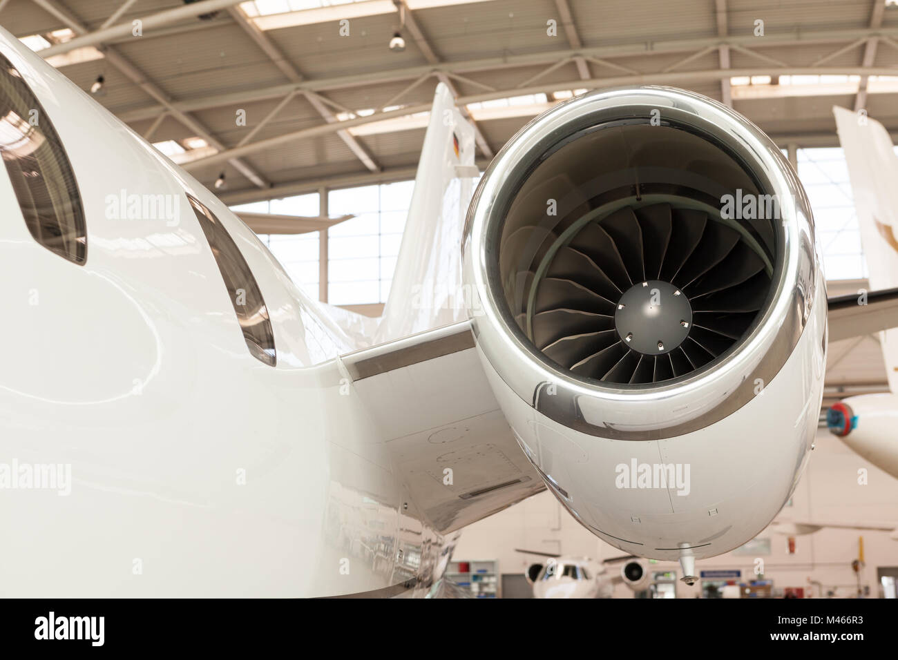 Twin engine business jet airplane hi-res stock photography and images ...