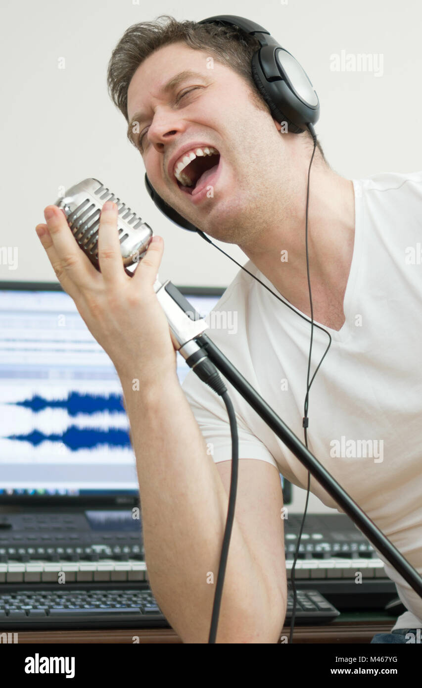 Digital music creation hi-res stock photography and images - Alamy