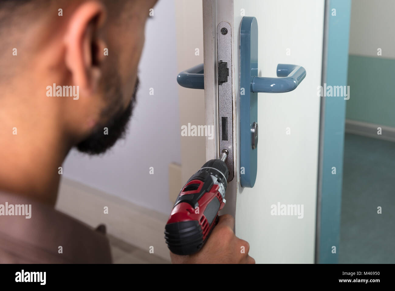 African carpenter door hi-res stock photography and images - Alamy
