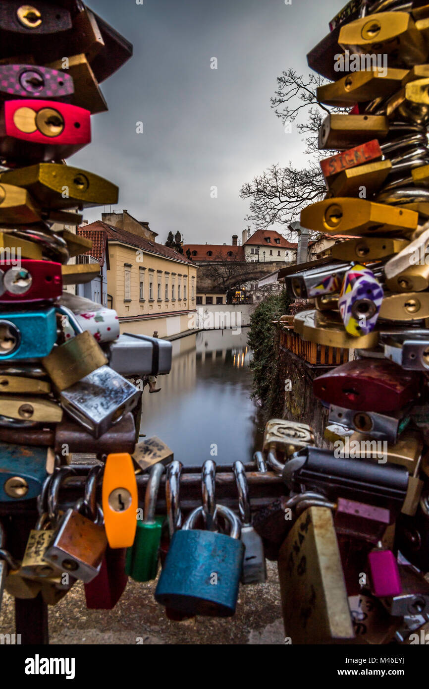 Love locks on a fence by old water mill on Kampa Island in Prague ...