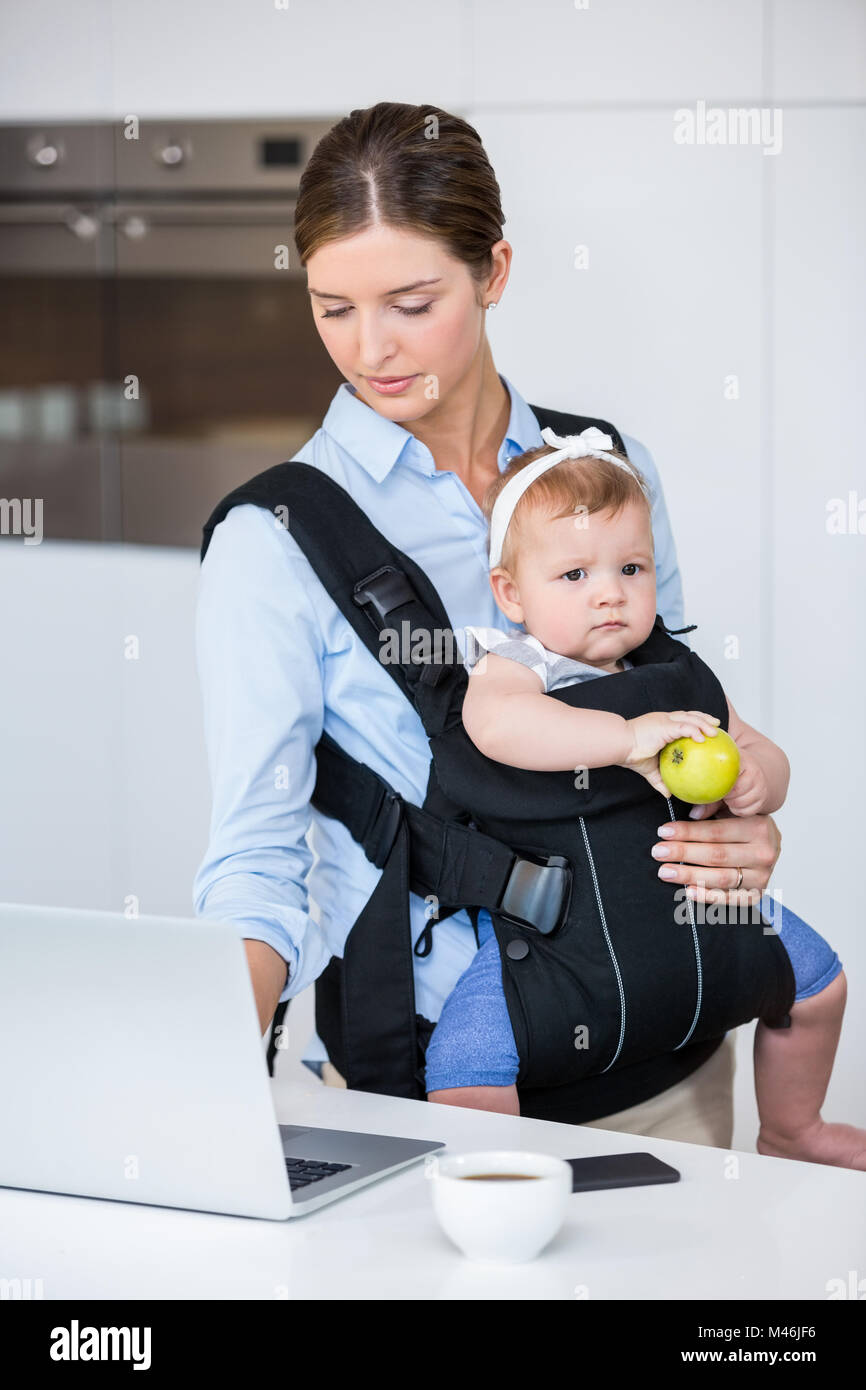 Woman working baby coffee hi-res stock photography and images - Alamy