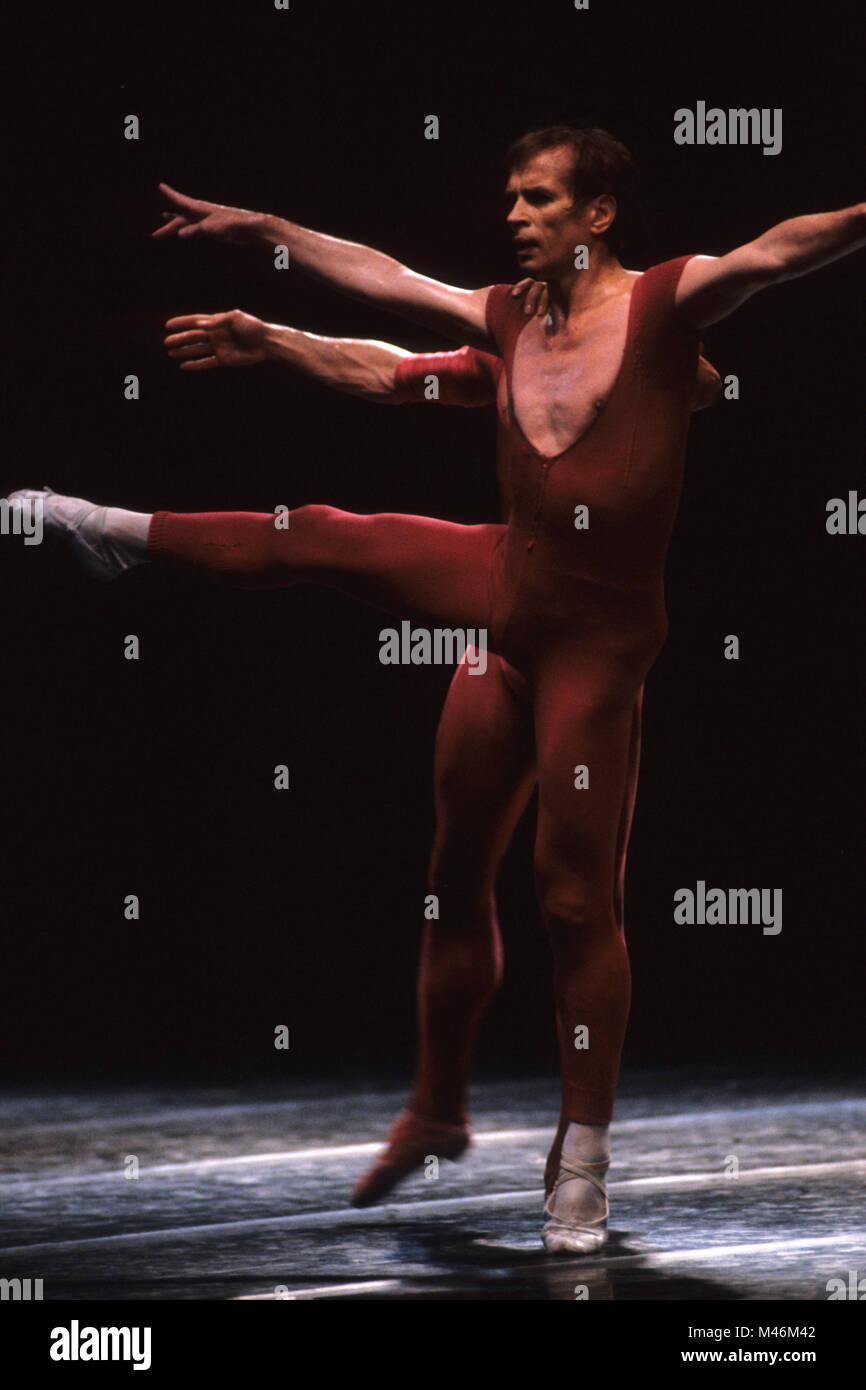 Rudolph nureyev hi-res stock photography and images - Alamy