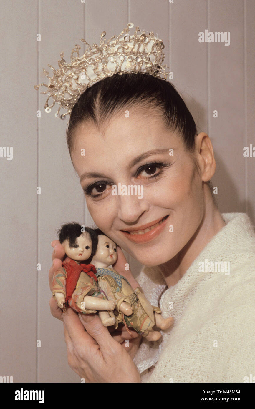 Carla fracci hi-res stock photography and images - Alamy