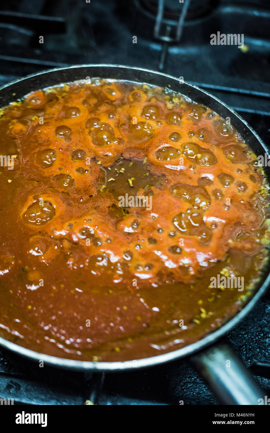 Tomato Sauce Cooking Stove High Resolution Stock Photography and Images ...