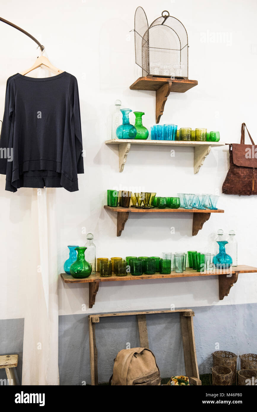 Italy shop interior hi-res stock photography and images - Alamy