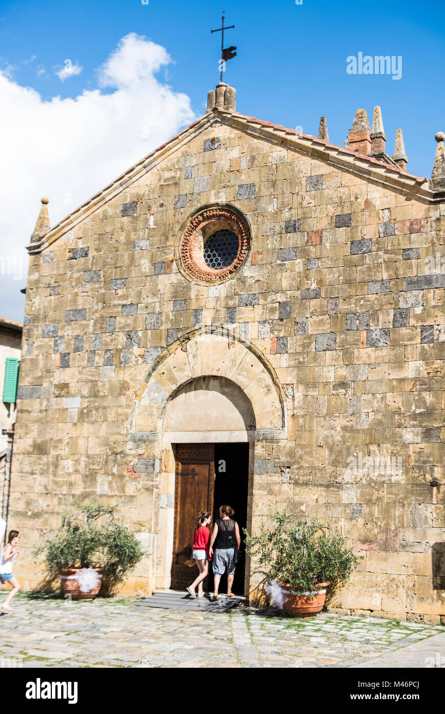 Tuscany churches hi-res stock photography and images - Alamy