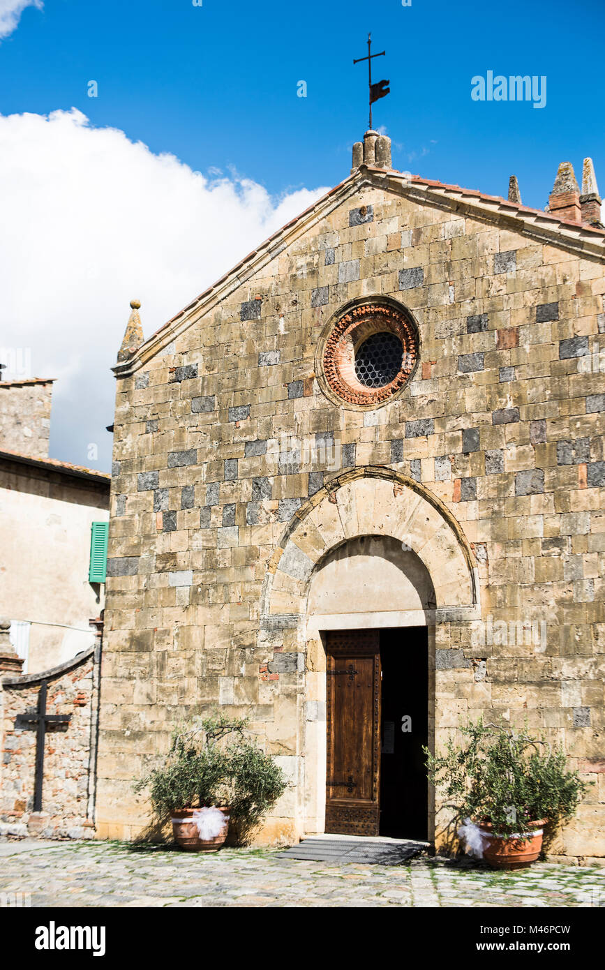 Tuscany churches hi-res stock photography and images - Alamy