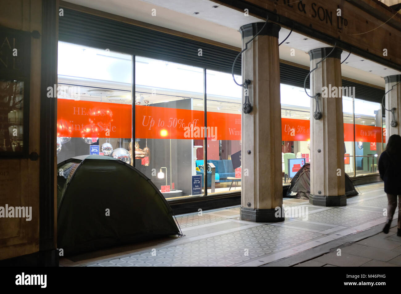 Homeless tottenham court road hi-res stock photography and images - Alamy