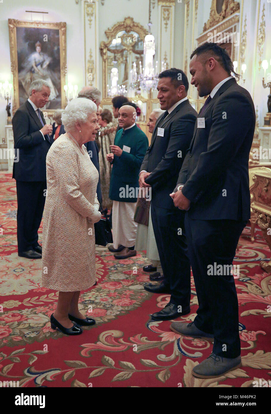 Queen Elizabeth II meets rugby players Mako (2nd right) and Billy ...