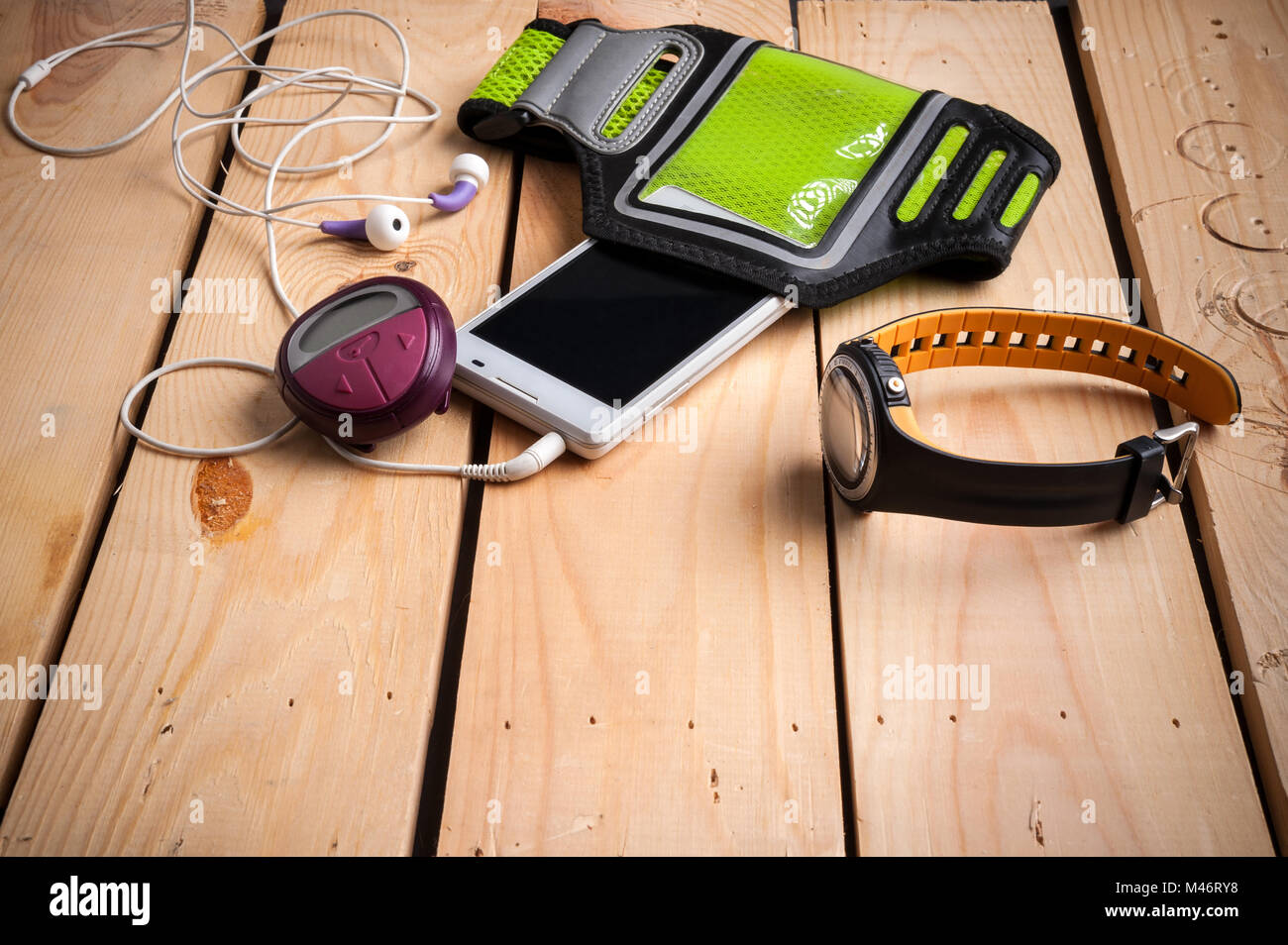 fitness set: fitness watch, heart rate monitor, pedometer, earphones ...