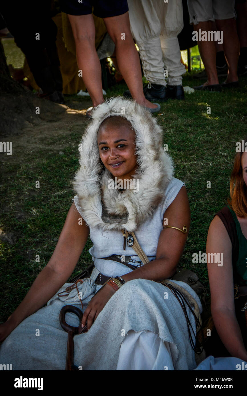 Women details medieval hi-res stock photography and images - Alamy