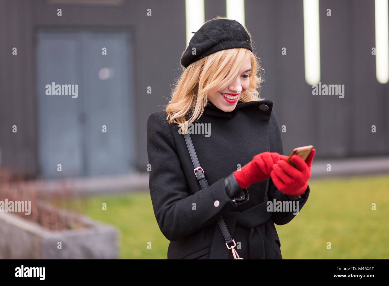 Classy lady hi-res stock photography and images - Alamy