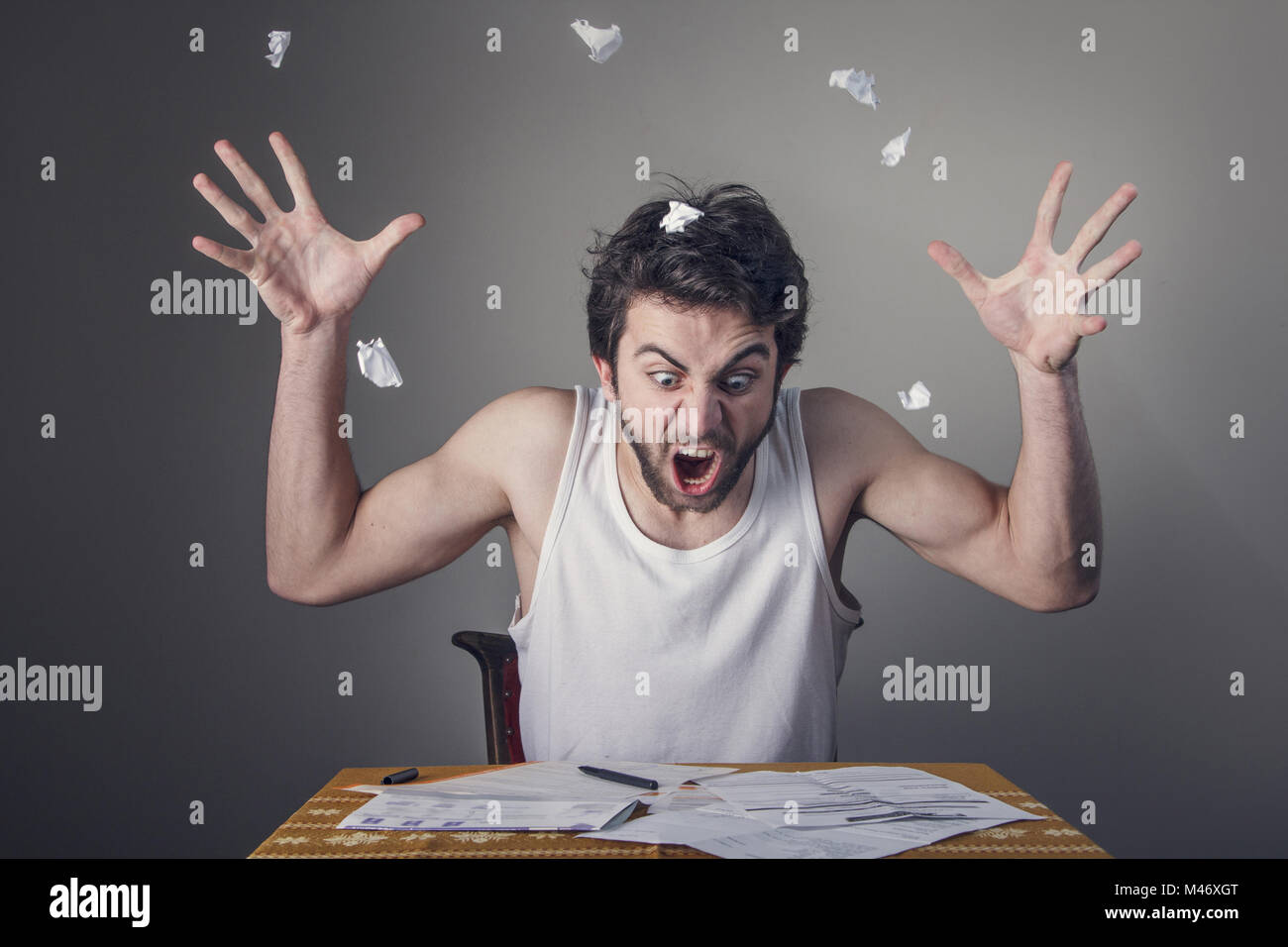 Electricity bill stress hi-res stock photography and images - Alamy