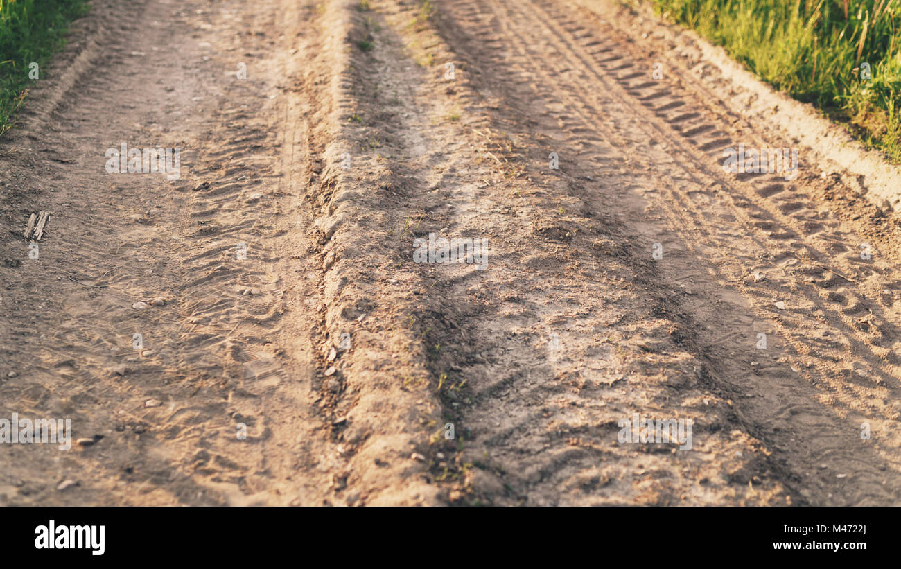 Dirt road in summer hi-res stock photography and images - Alamy