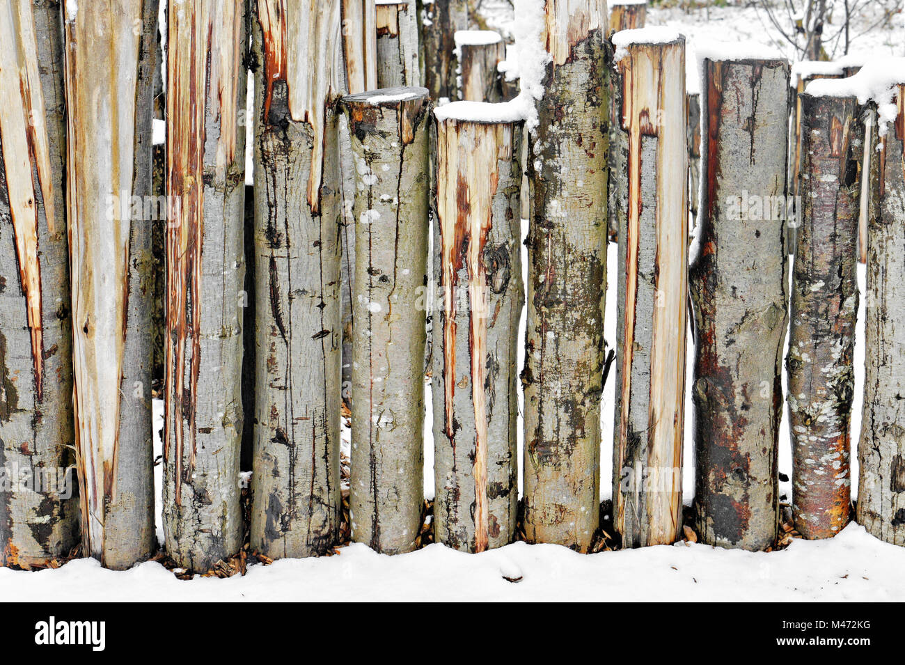 Fallen fence panel hi-res stock photography and images - Alamy