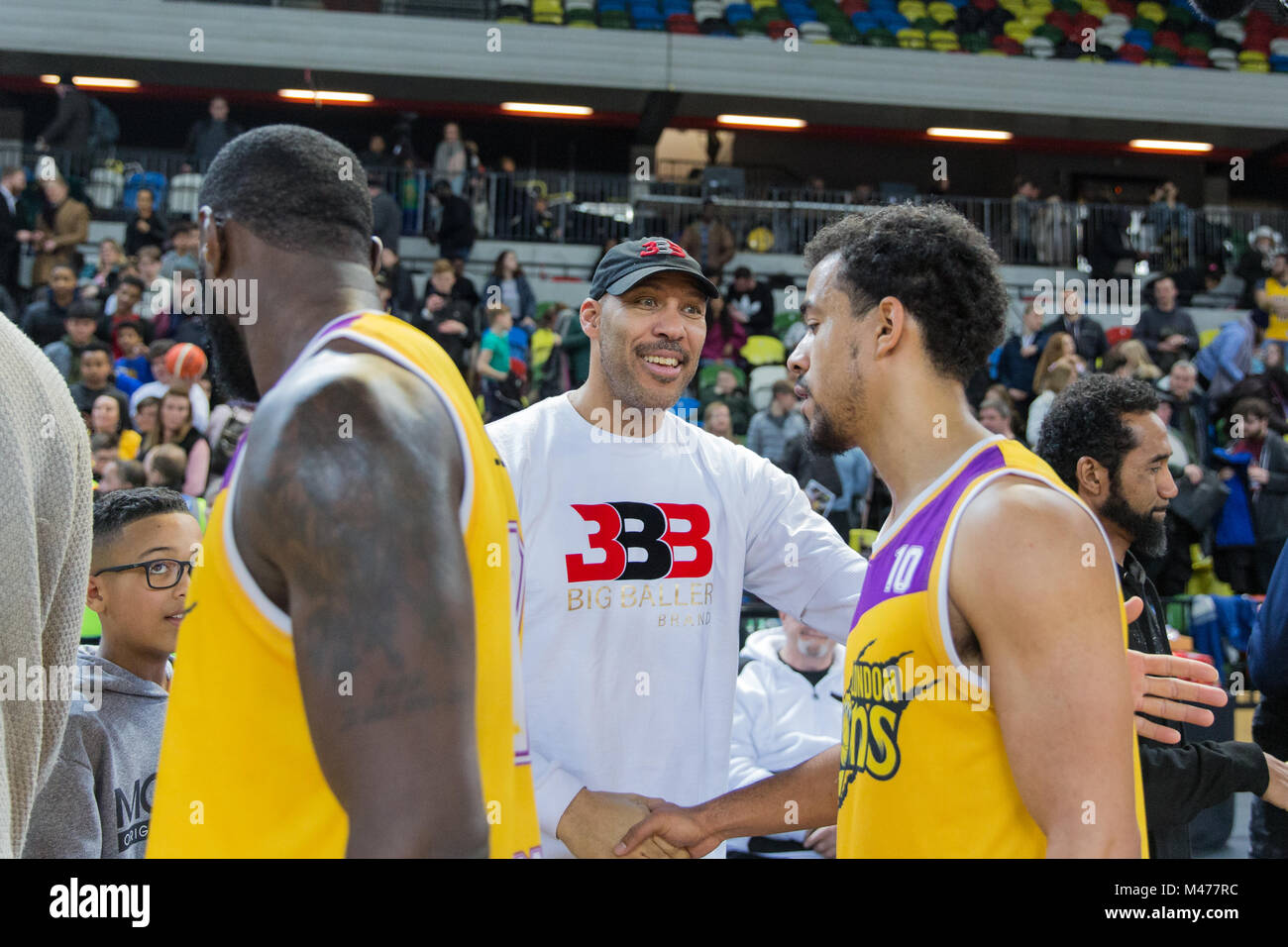 Big basketball player hi-res stock photography and images - Alamy