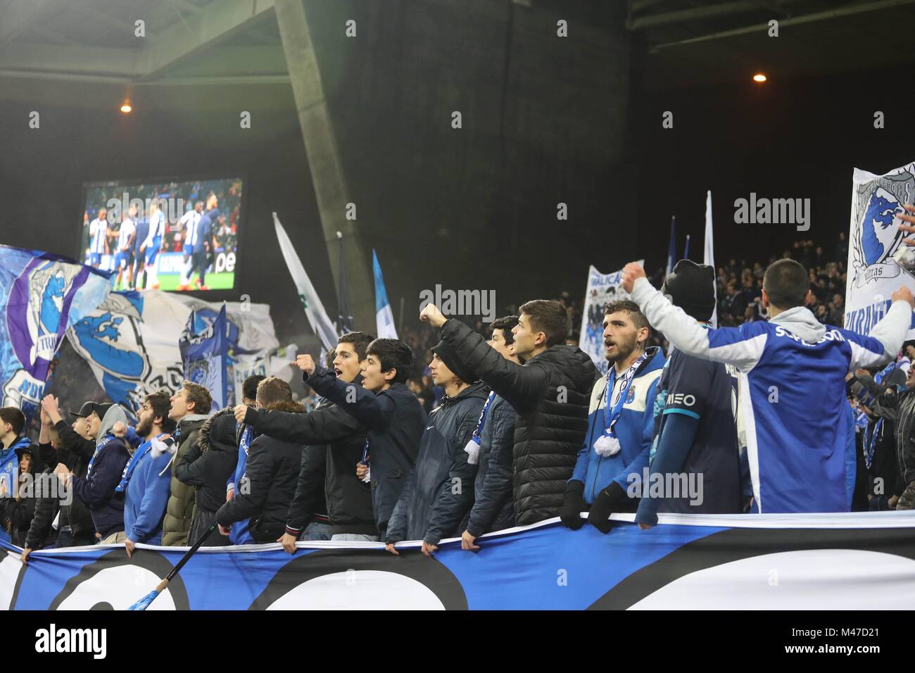 Fc porto supporters dragao hi-res stock photography and images - Alamy