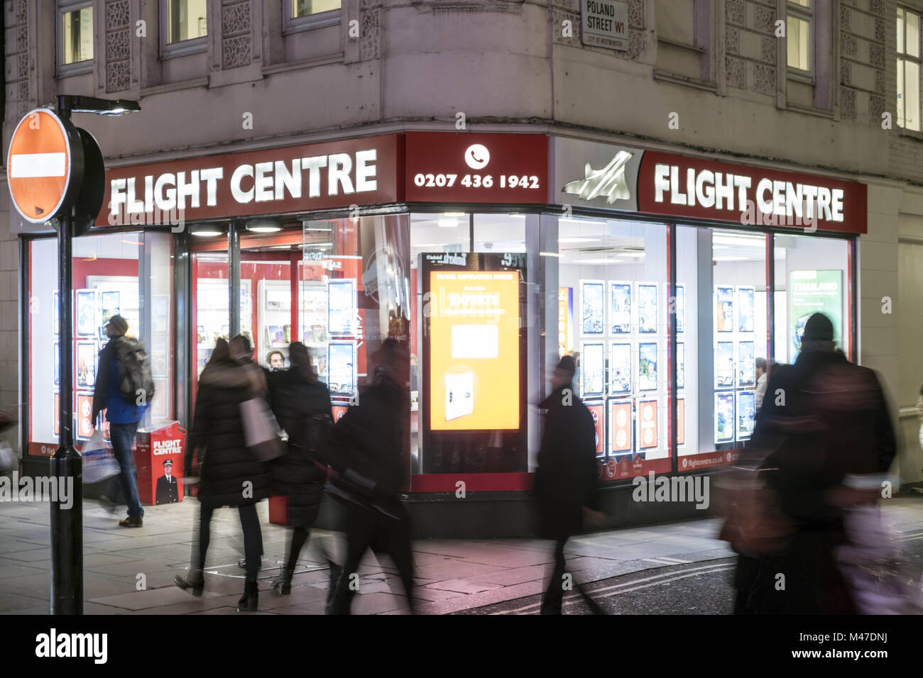 Flight centre shop uk hi-res stock photography and images - Alamy