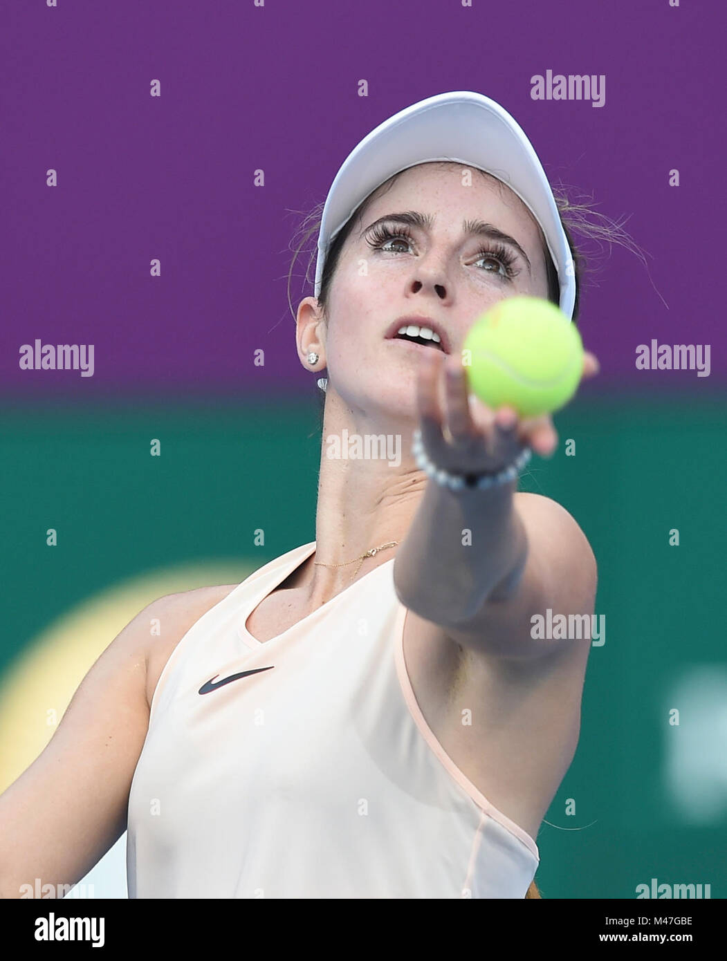 Catherine bellis hi-res stock photography and images - Alamy