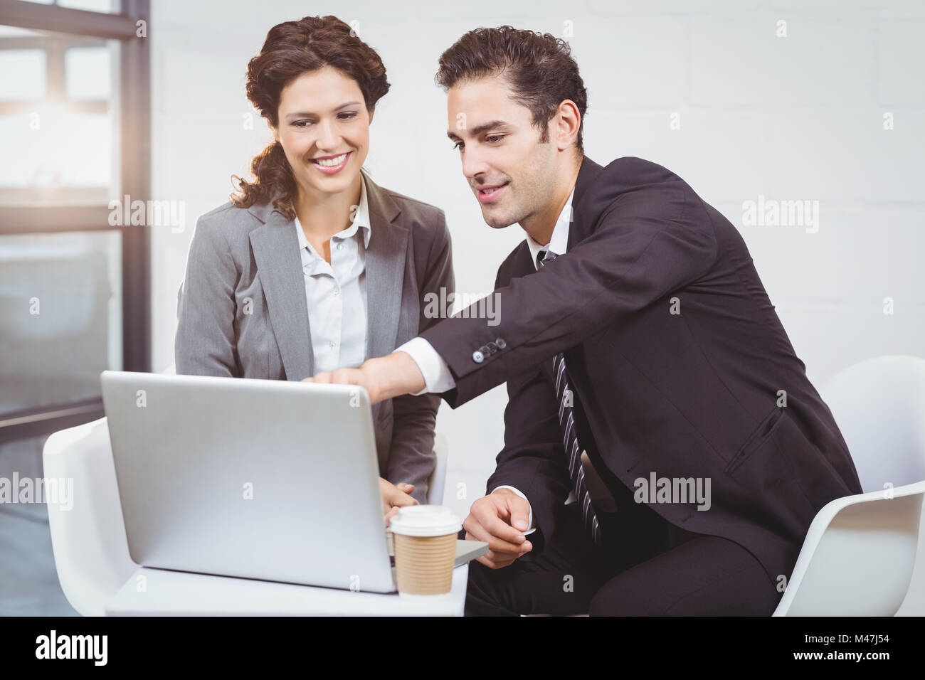 Explaining laptop hi-res stock photography and images - Alamy