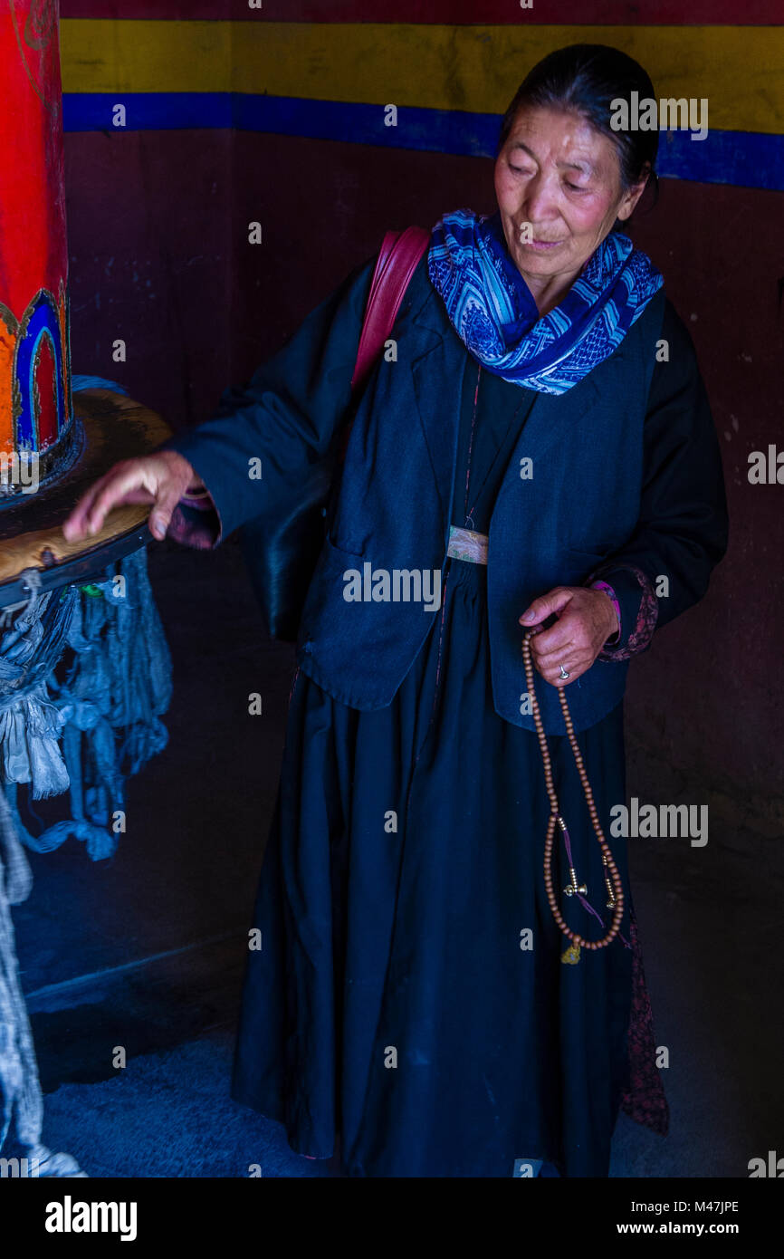Portraite of Ladakhi woman during the Ladakh Festival in Leh India ...