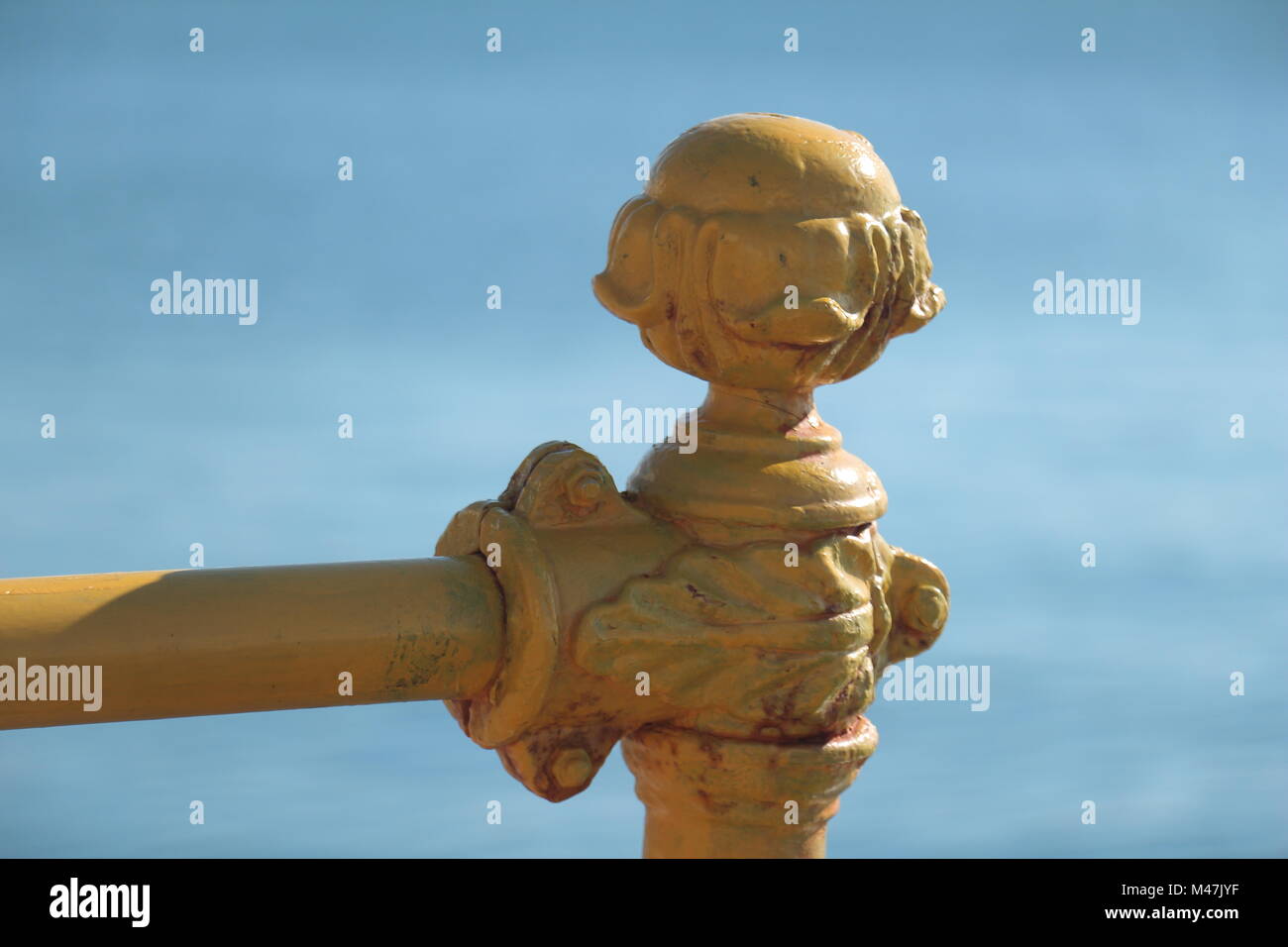 Old railing yellow hi-res stock photography and images - Alamy
