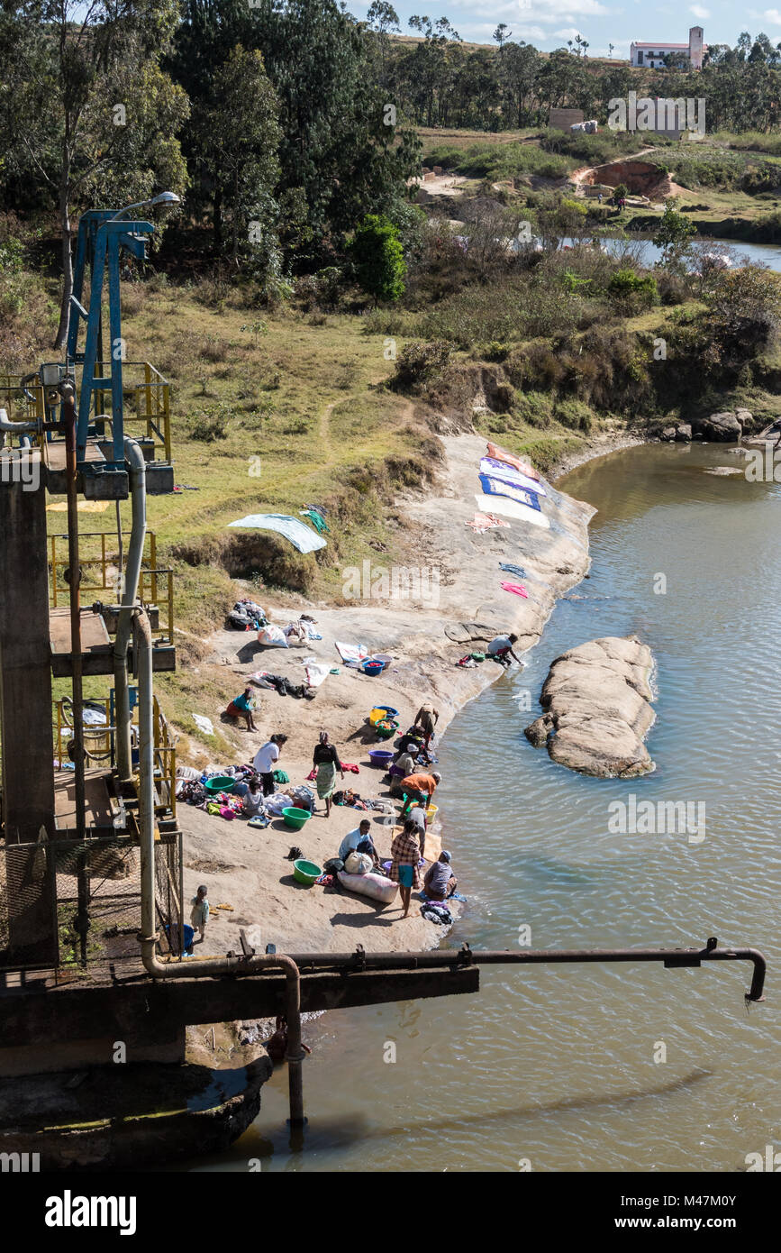 Washing clothes in river hi-res stock photography and images - Alamy