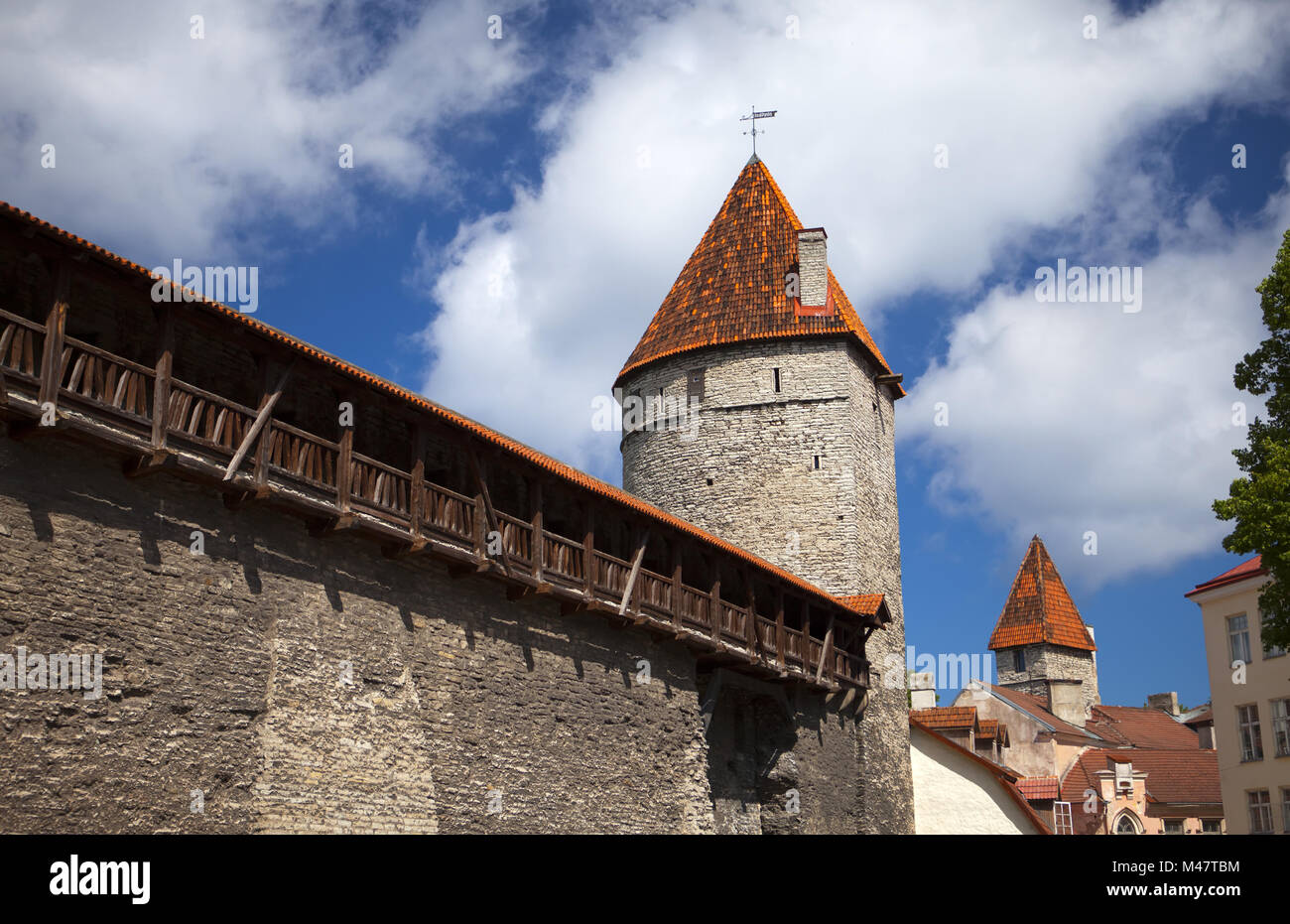 Part antique city wall hi-res stock photography and images - Alamy