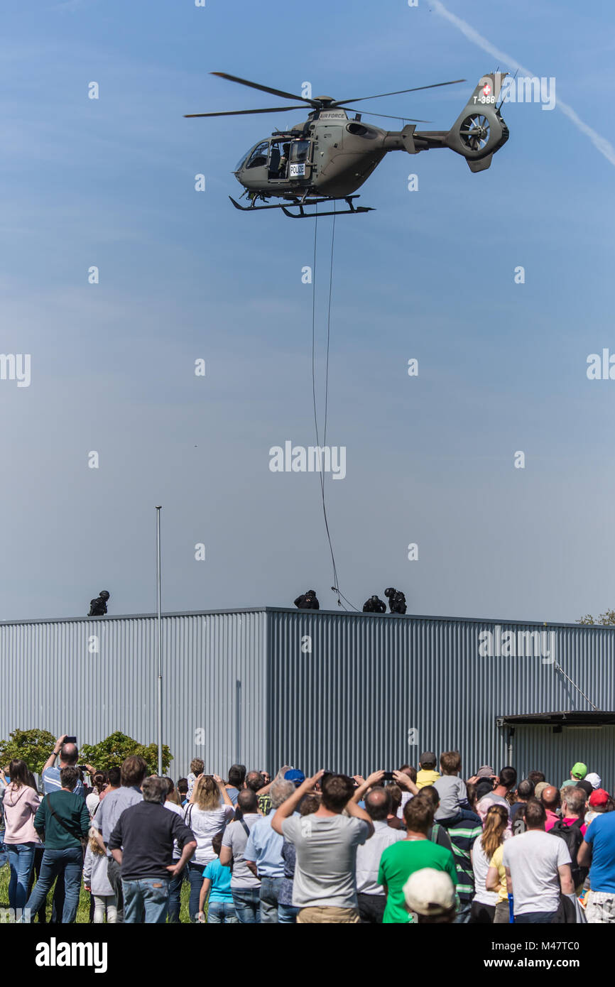 Luzerner Polizei Stock Photos & Luzerner Polizei Stock Images - Alamy