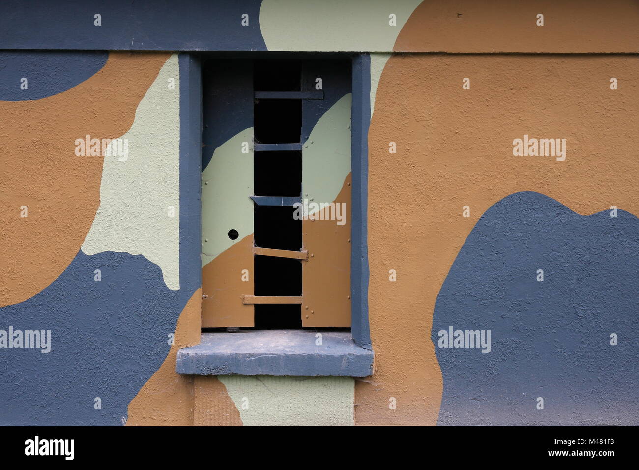Bunker window hi-res stock photography and images - Alamy