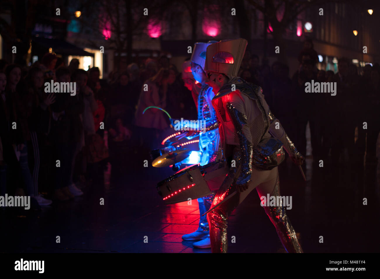 Beat the street bus hi-res stock photography and images - Alamy