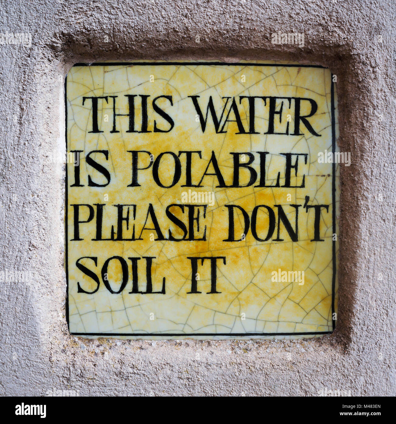 Important sign hi-res stock photography and images - Alamy