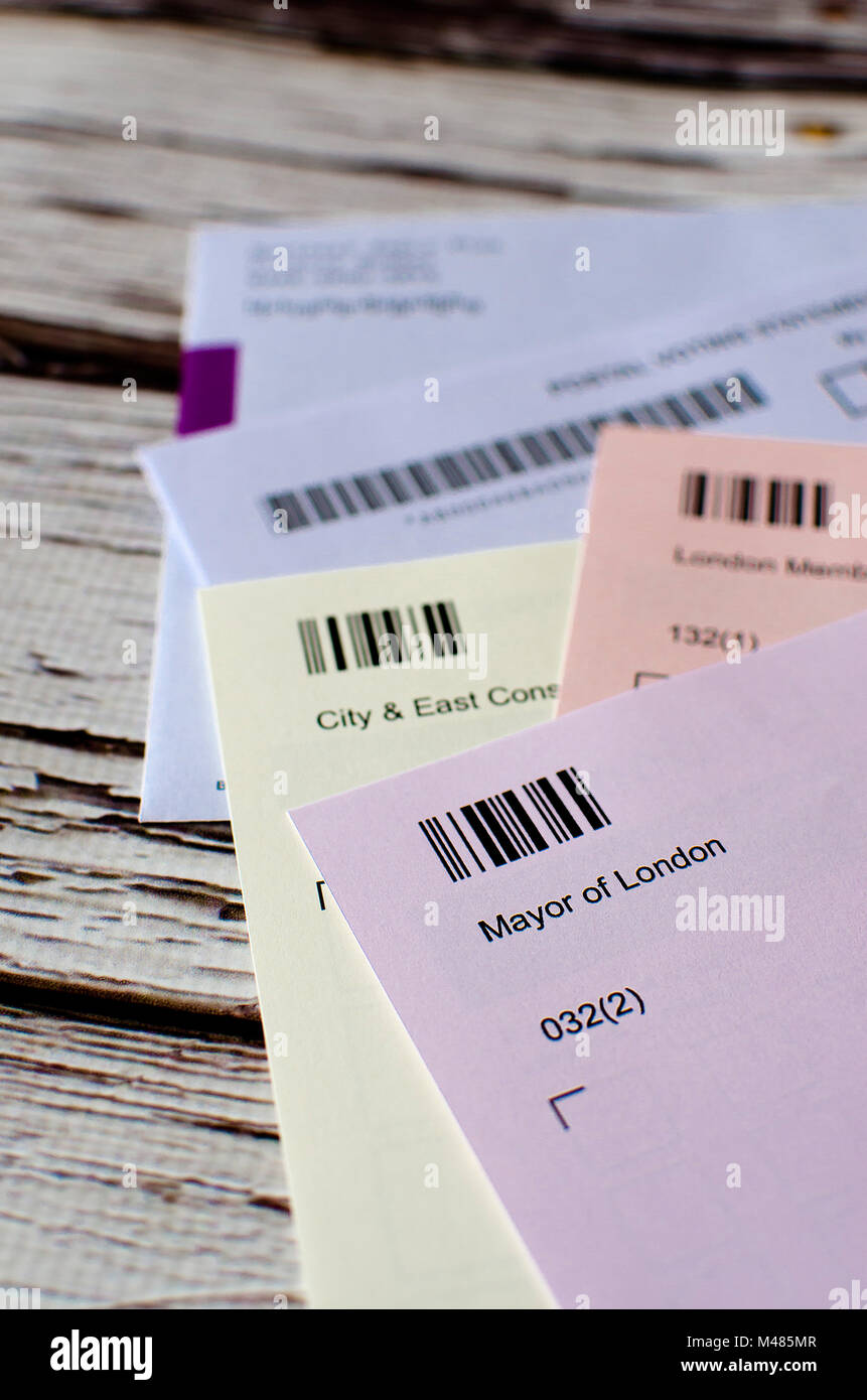 Postal card london hi-res stock photography and images - Alamy