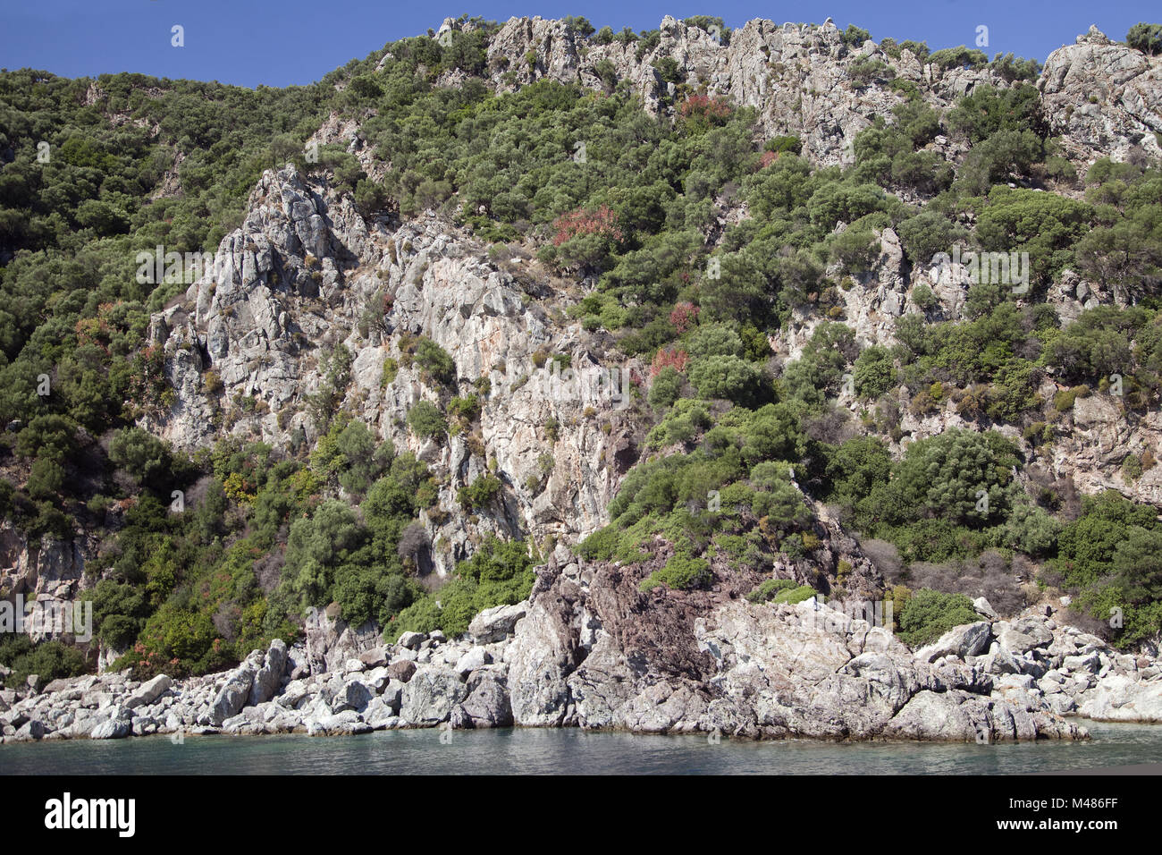 Vertical cliff wall Stock Photo - Alamy