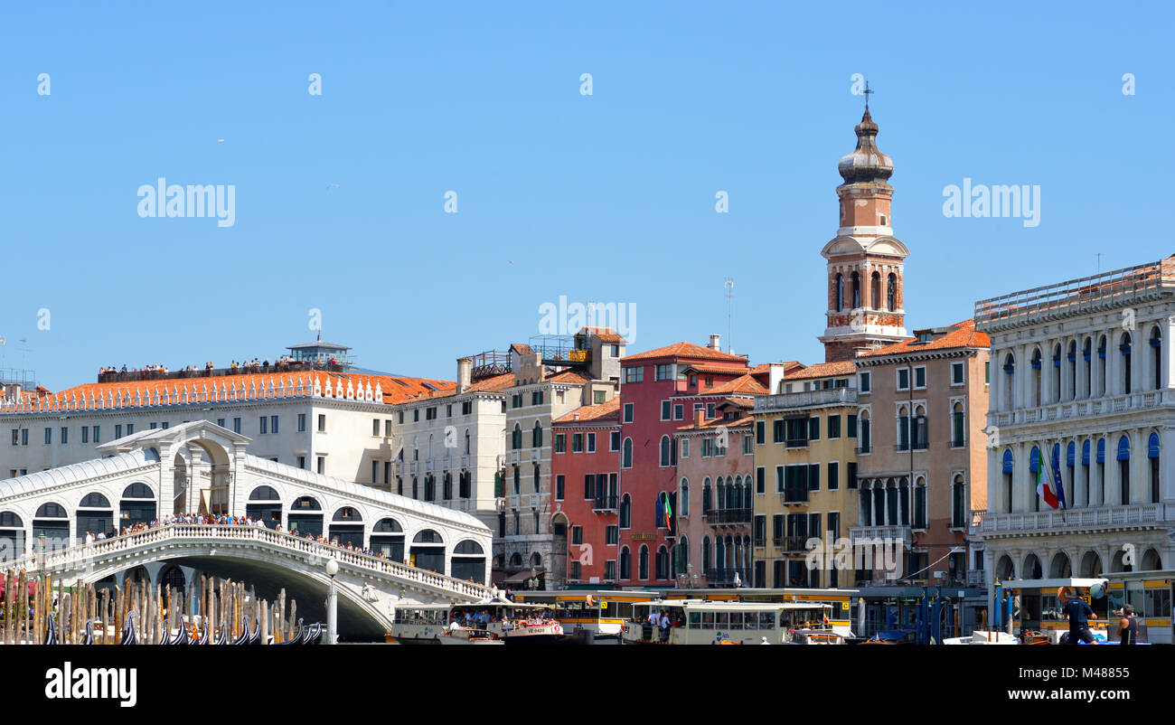 Colorful life of Venice, Italy living in history Stock Photo - Alamy