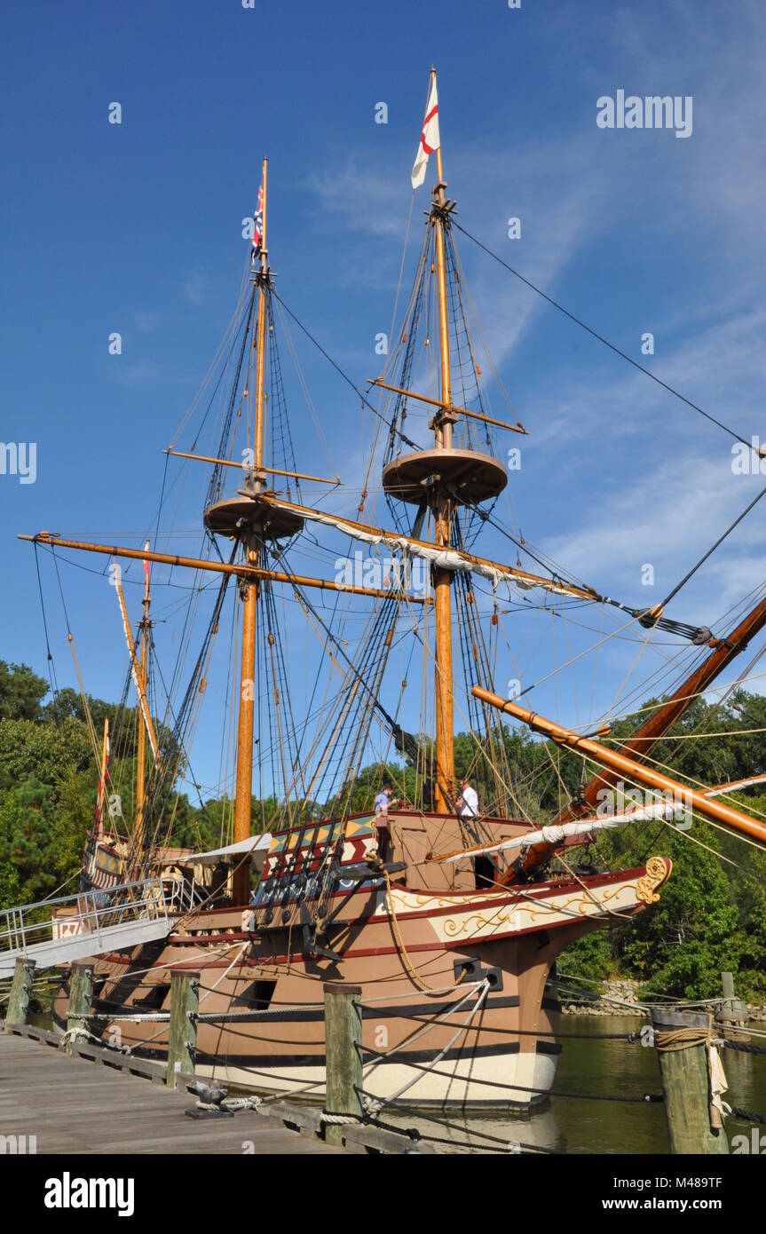 Colonial Era High Resolution Stock Photography and Images - Alamy