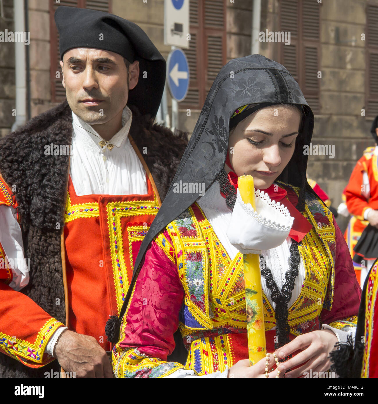 Woman sardinian dress hi-res stock photography and images - Alamy