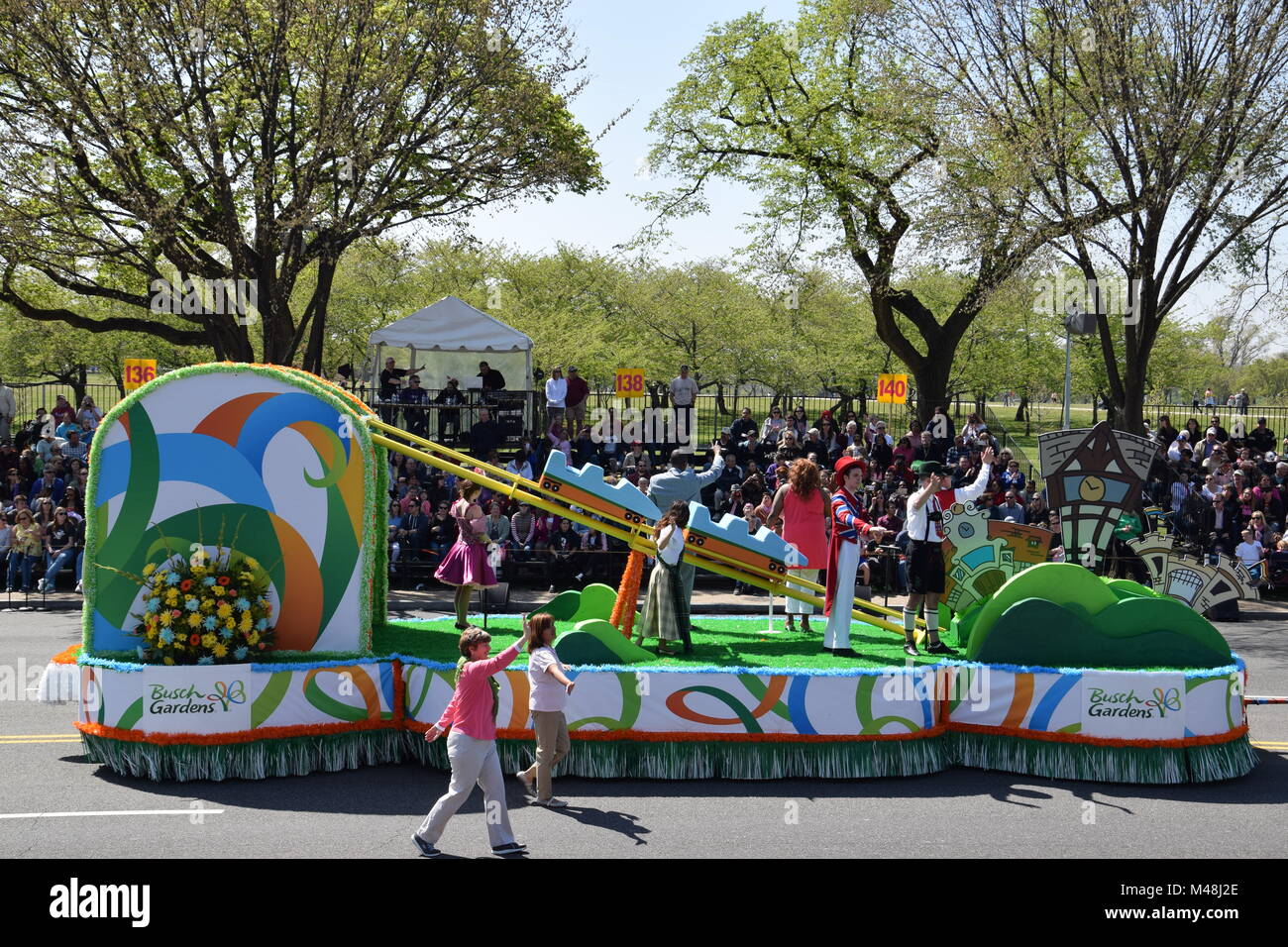 Cherry blossom dance hi-res stock photography and images - Alamy