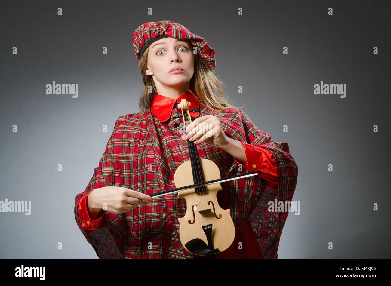 Musical violin irish fiddler celtic hi-res stock photography and images ...