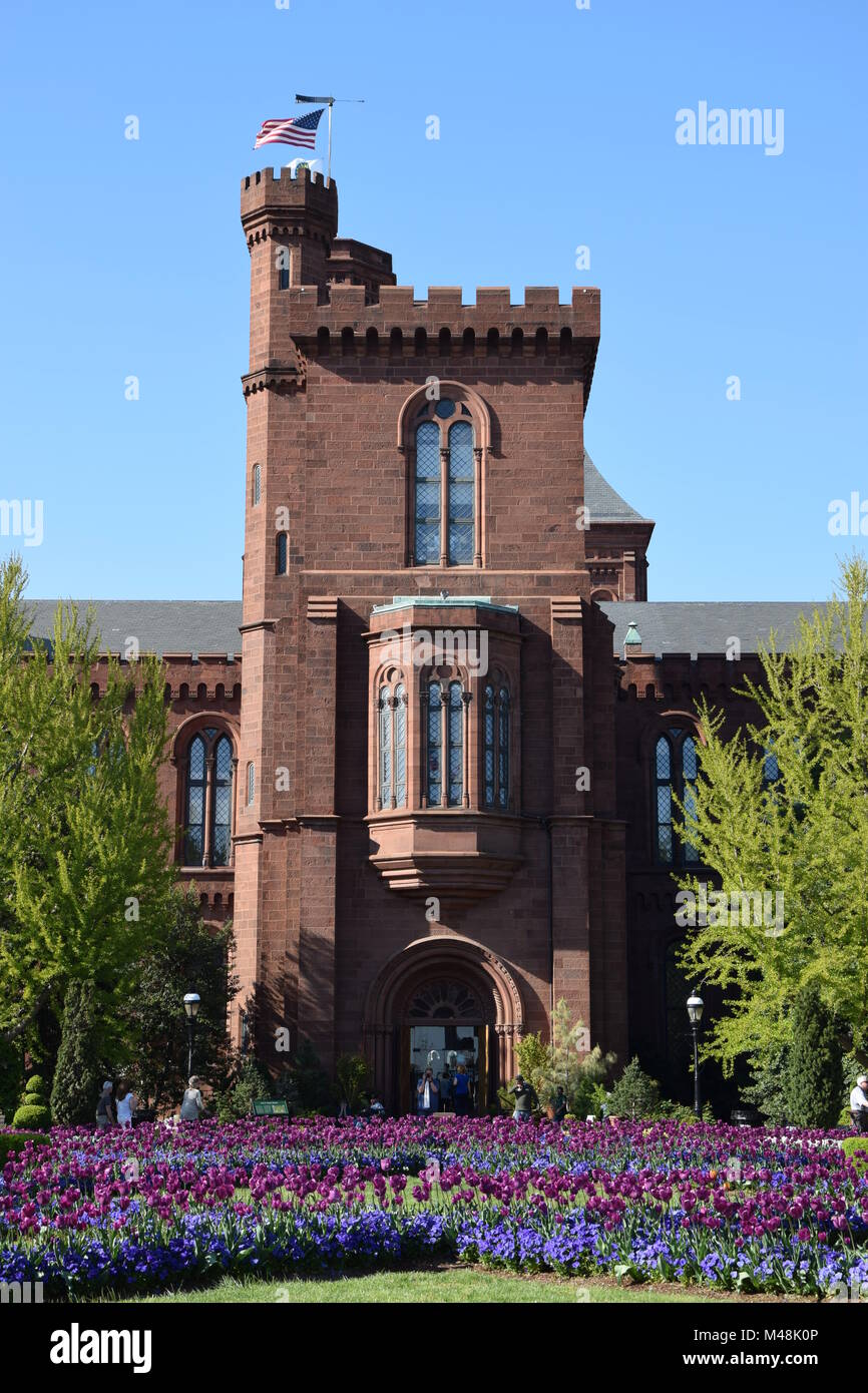 The Smithsonian Institution Building (Castle) in Washington, DC Stock ...