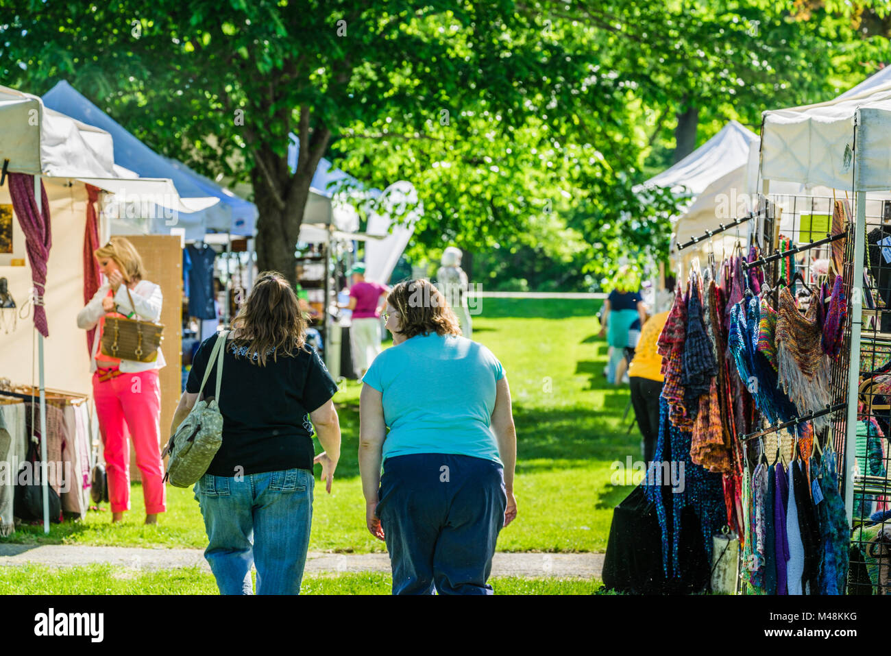 Gallery on the Green Arts & Crafts Show Litchfield, Connecticut, USA ...