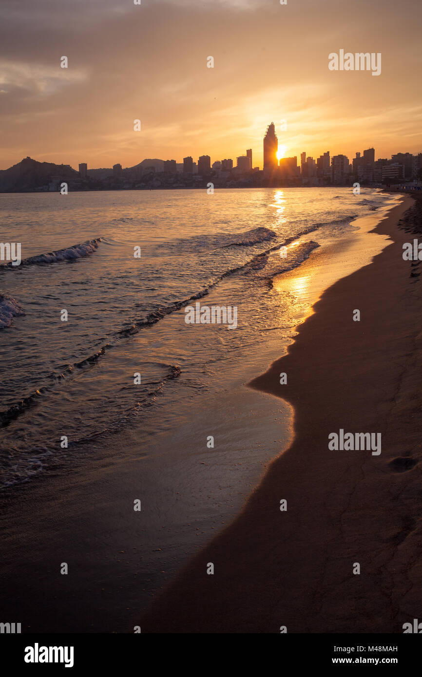 Golden sunset on the Poniente beach in Benidorm Stock Photo - Alamy