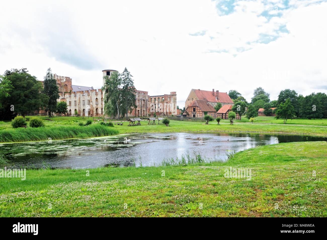 Castle dargun hi-res stock photography and images - Alamy