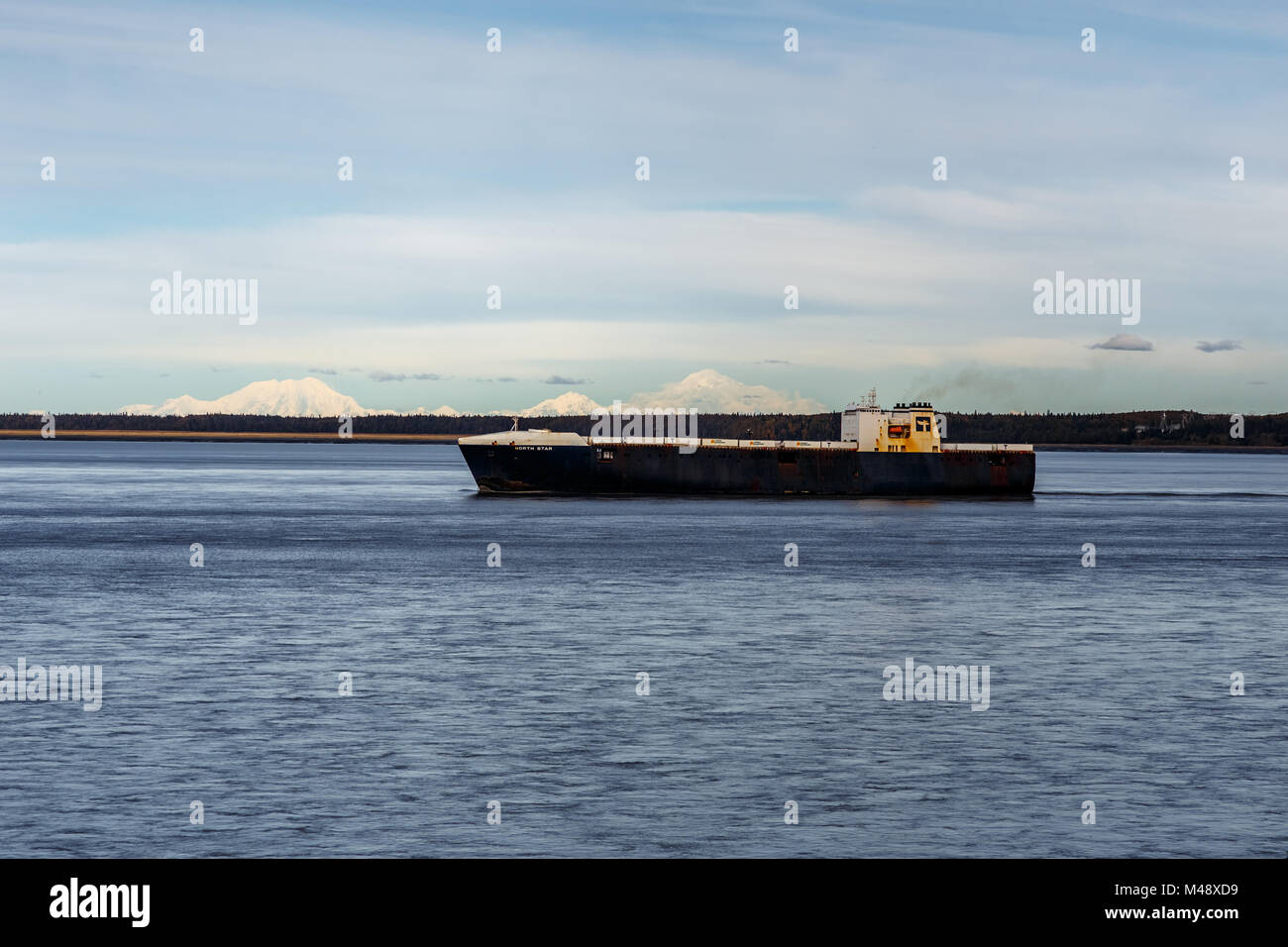 Roro shipping hi-res stock photography and images - Alamy