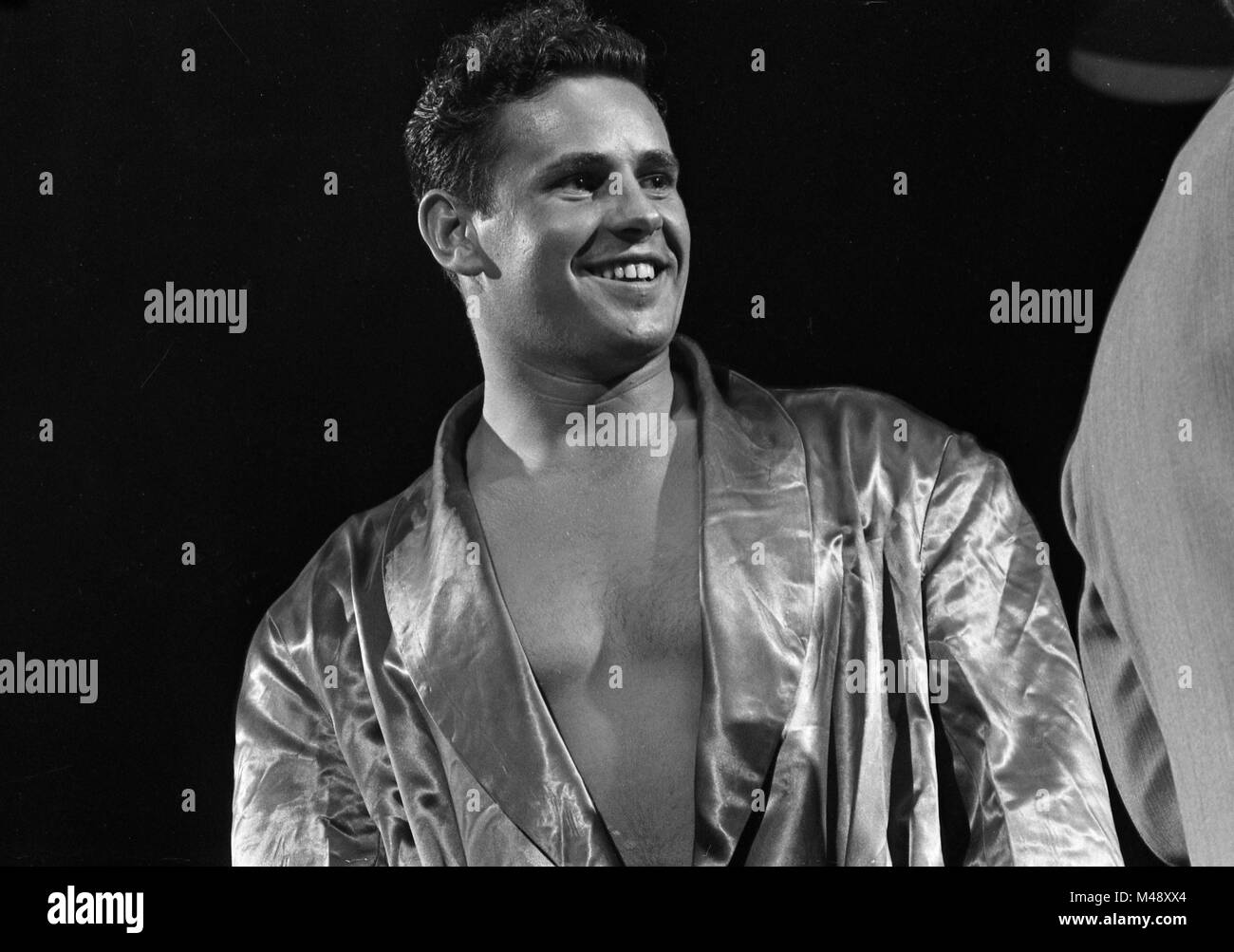 Johnny Barend, professional wrestler, at a match in 1952 Stock Photo ...