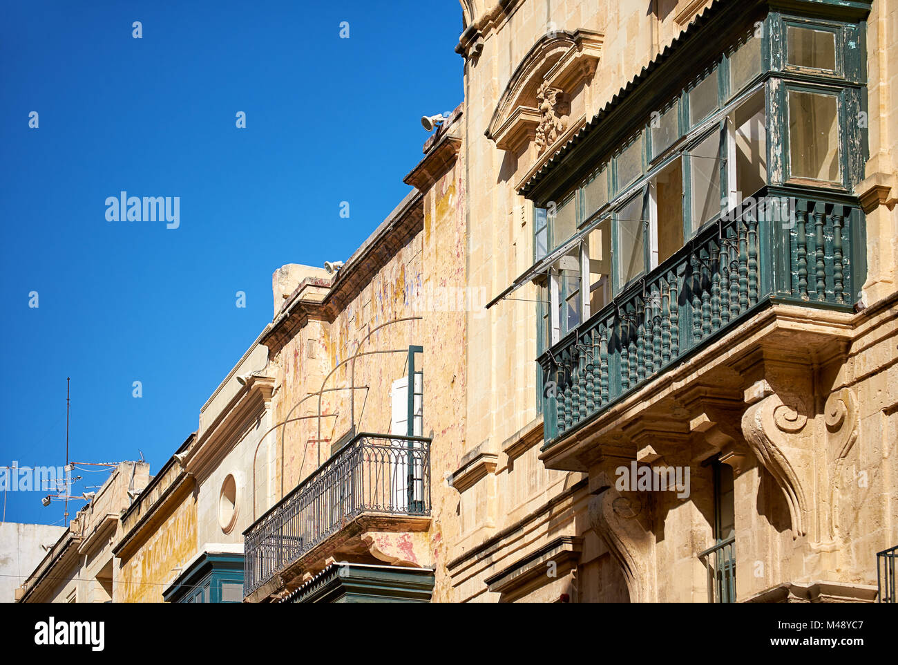 Maltese architectural style hi-res stock photography and images - Alamy