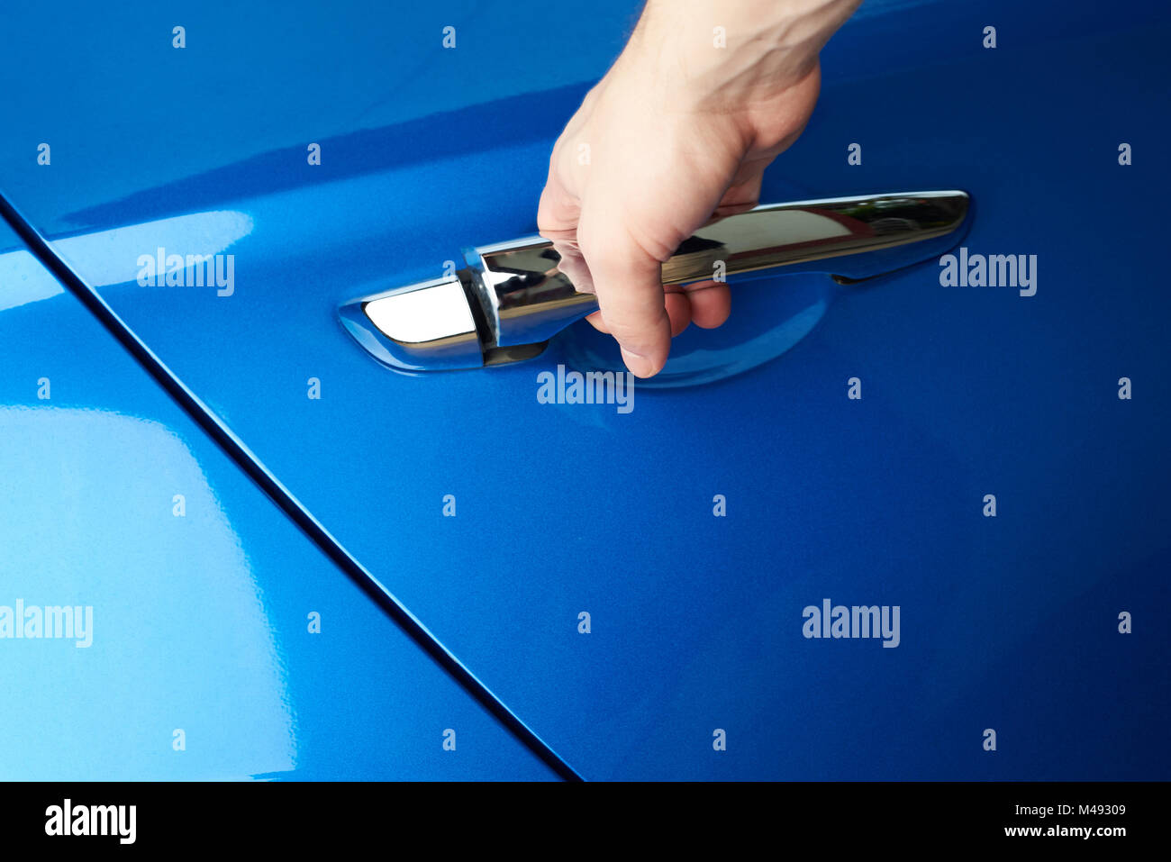 Hand car door hi-res stock photography and images - Alamy