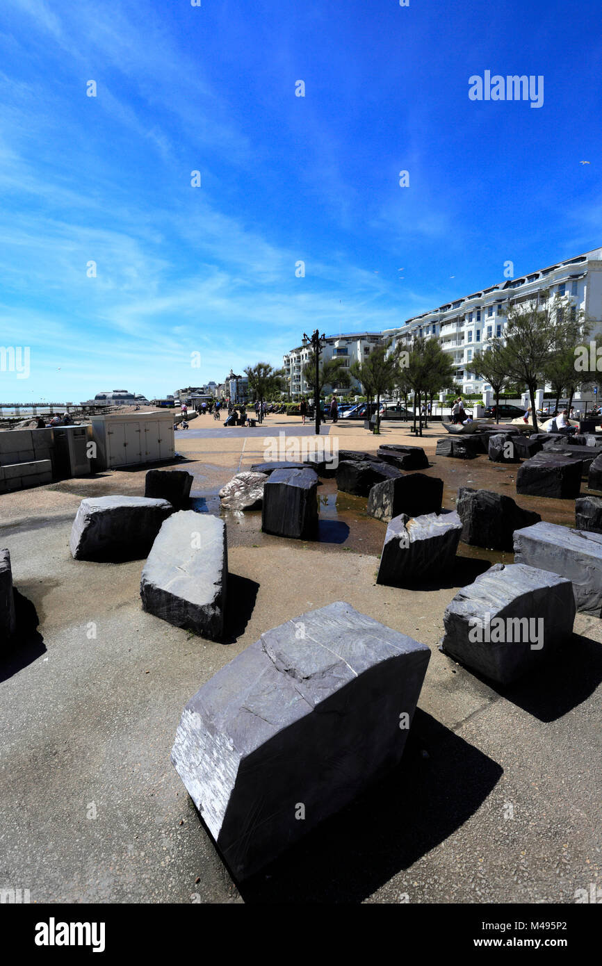 Summer, Splash Point, Worthing town promenade, West Sussex, England, UK ...